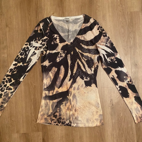 Cache | Tops | Animal Print Long Sleeve Top | Poshmark